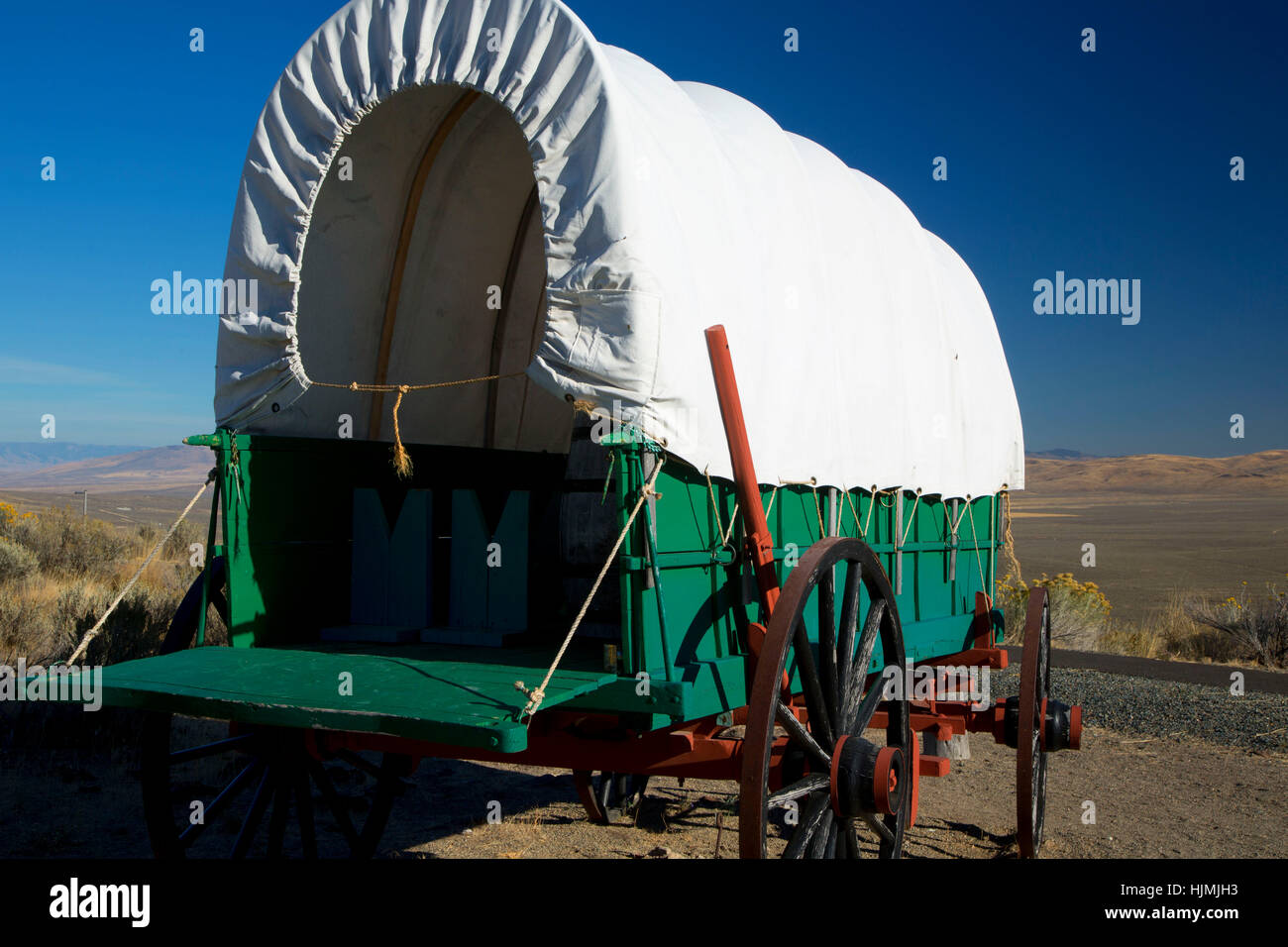 Covered wagon, National Historic Oregon Trail Interpretive Center ...