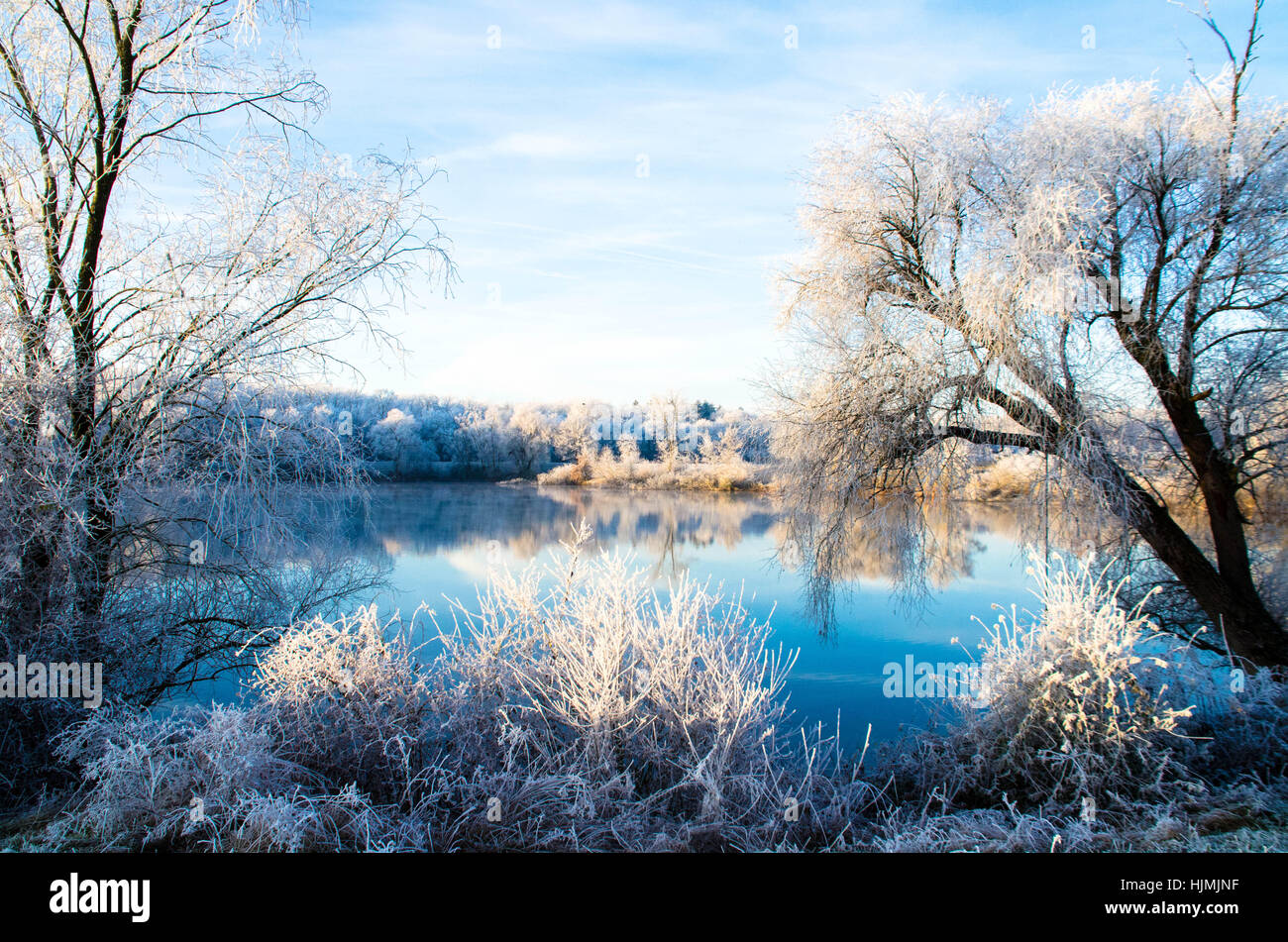 River rhine frozen hi-res stock photography and images - Alamy