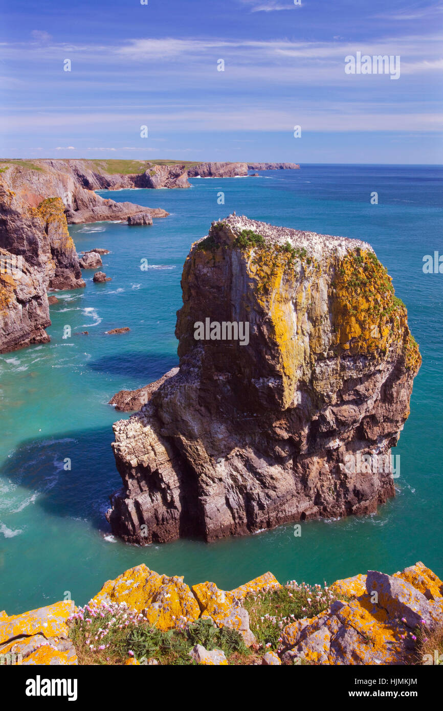 West stack hi-res stock photography and images - Alamy