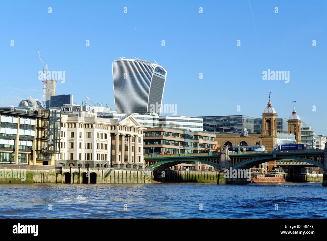 City london skyline river hi-res stock photography and images - Alamy