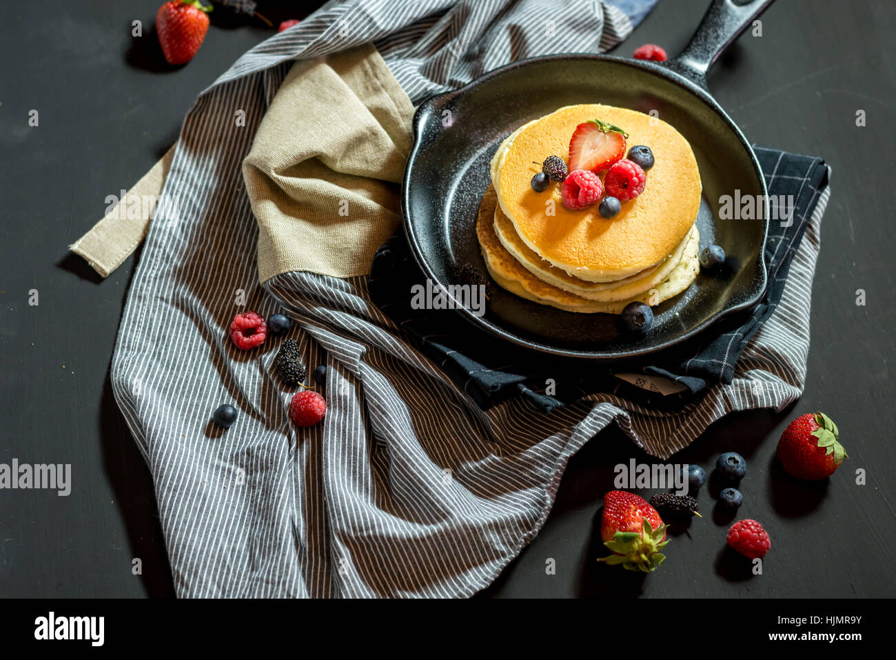 Berry syrup pan cake hi-res stock photography and images - Alamy