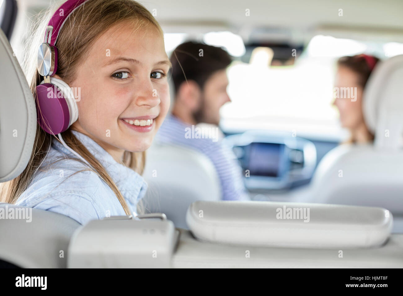 Happy family doing a road trip hi-res stock photography and images - Alamy