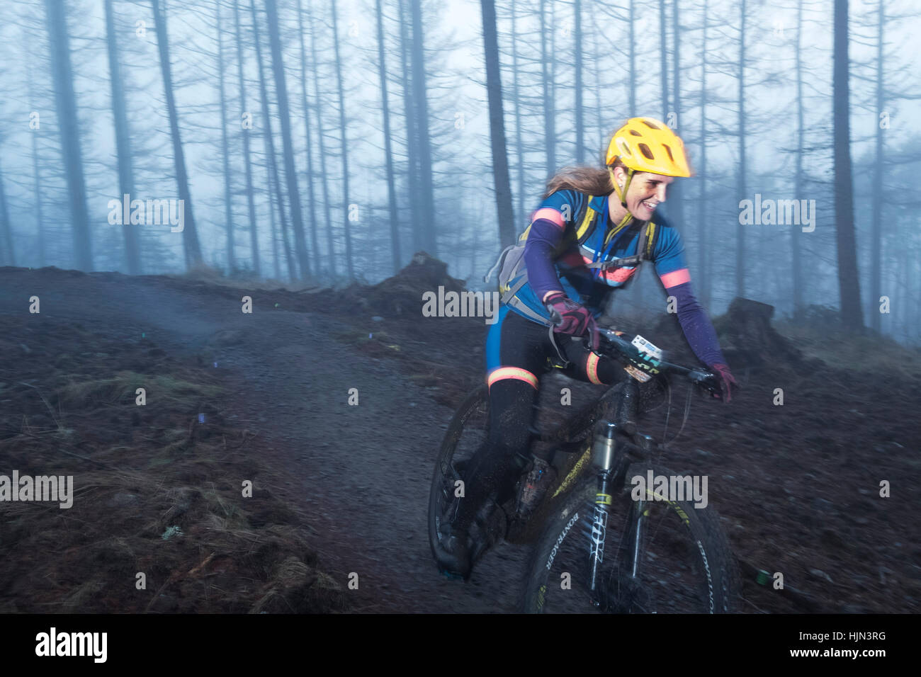 Contestants tough it out in the 2017 Strathpuffer race in the Scottish ...