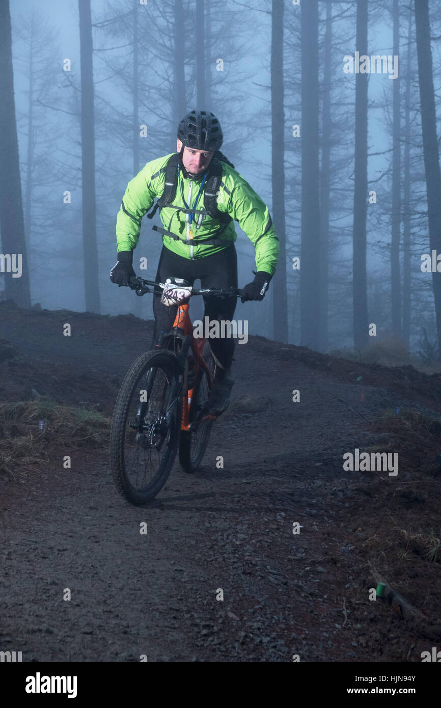 Contestants tough it out in the 2017 Strathpuffer race in the Scottish ...