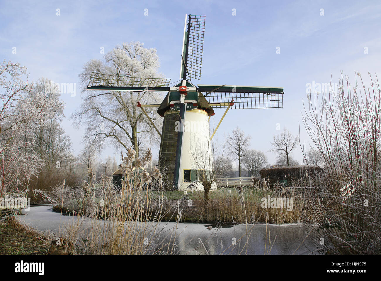 Snow in the netherlands hi-res stock photography and images - Alamy