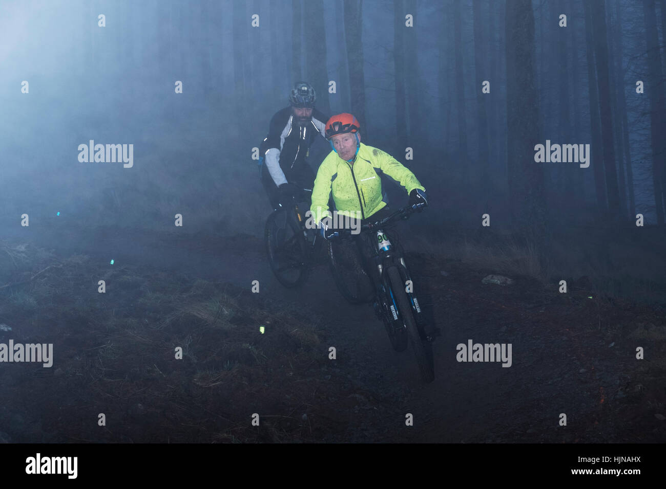 Contestants tough it out in the 2017 Strathpuffer race in the Scottish ...