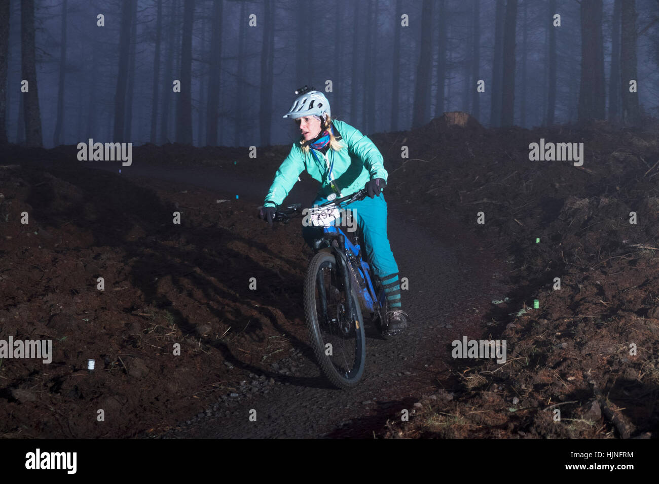 Contestants tough it out in the 2017 Strathpuffer race in the Scottish ...