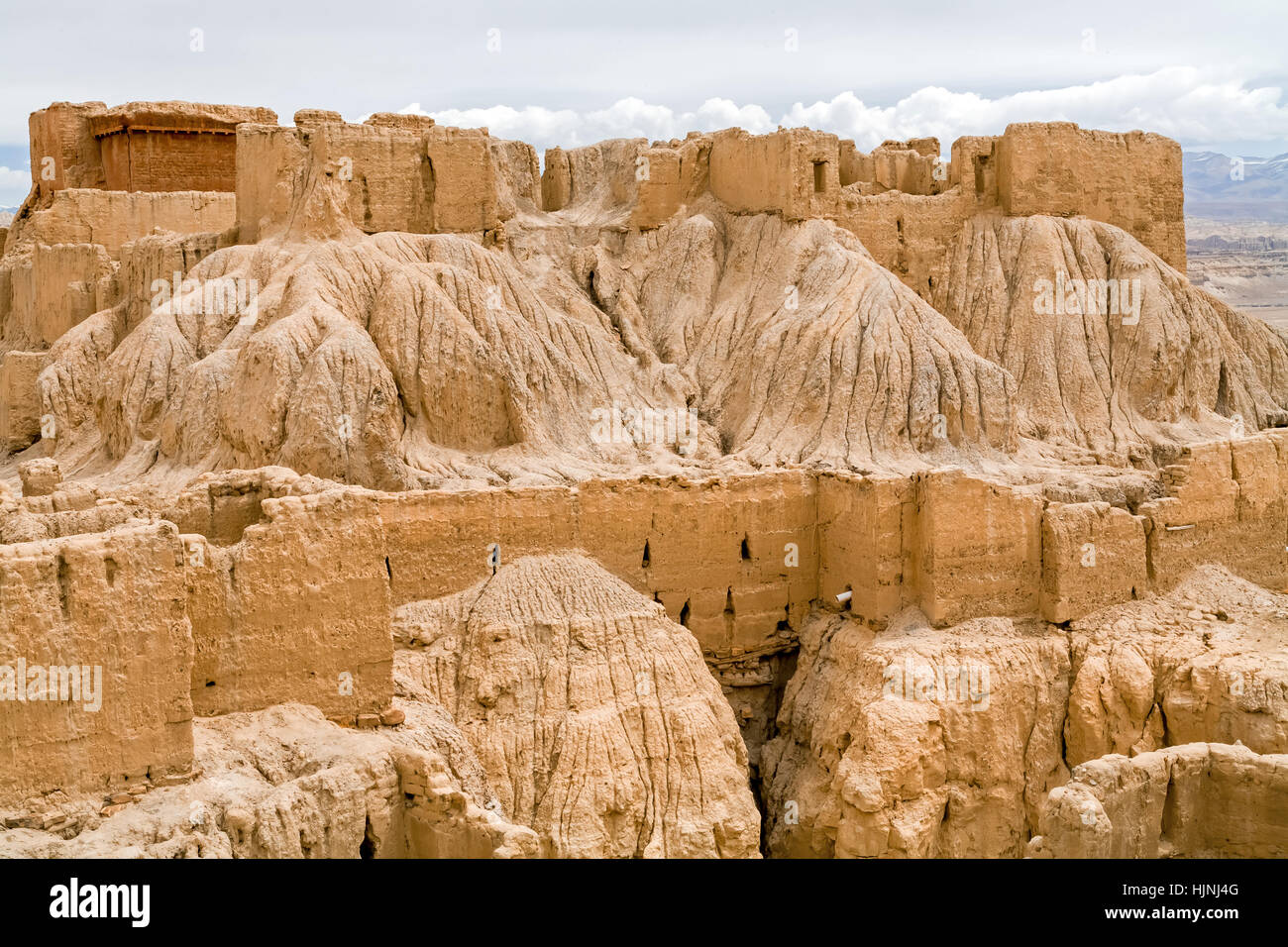 Ruins of Tsaparang, "lost city", Ancient Guge Kingdom in Tibet ...