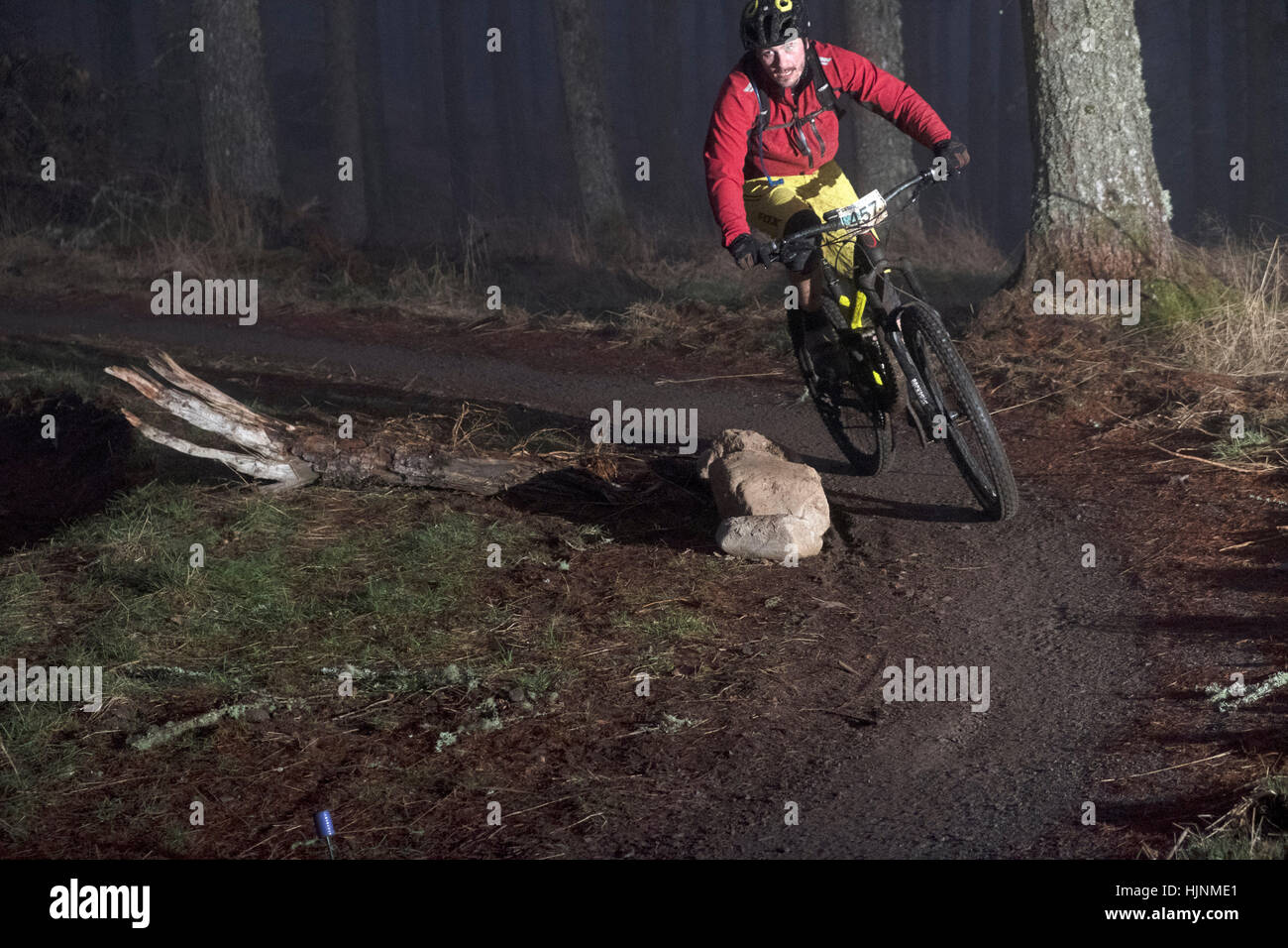 Contestants tough it out in the 2017 Strathpuffer race in the Scottish ...