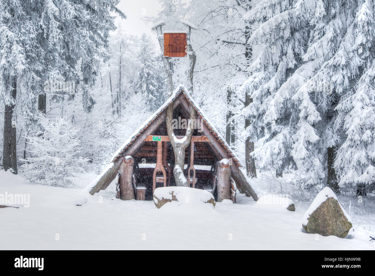 resin, roadhouse, break, rest, pause, winter, resin, roadhouse, break ...