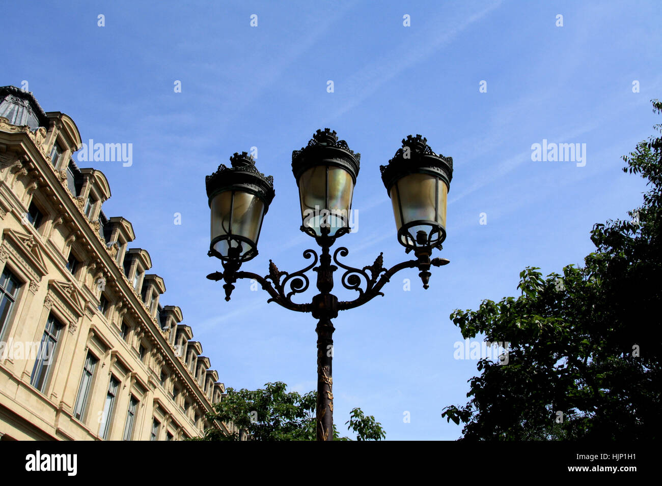 street lamp in paris Stock Photo - Alamy