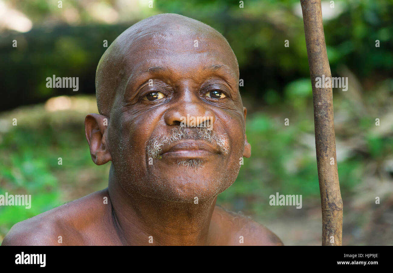 Chief hunter hi-res stock photography and images - Alamy