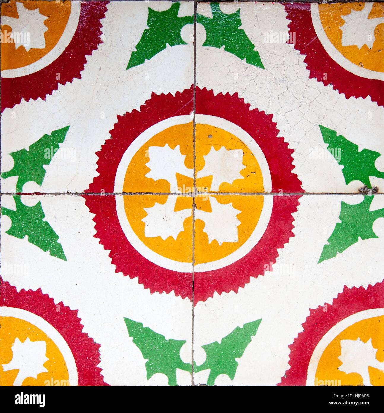 Inside square pattern hi-res stock photography and images - Alamy