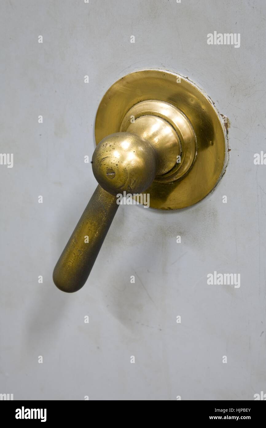 Gold vault entry hi-res stock photography and images - Alamy