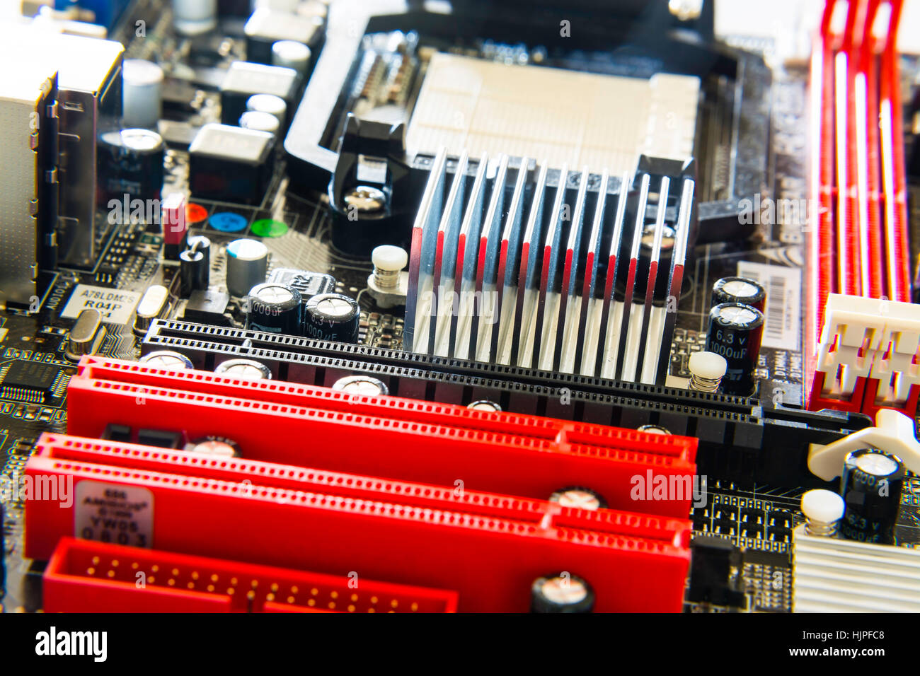 Complex electrical circuits hi-res stock photography and images - Alamy