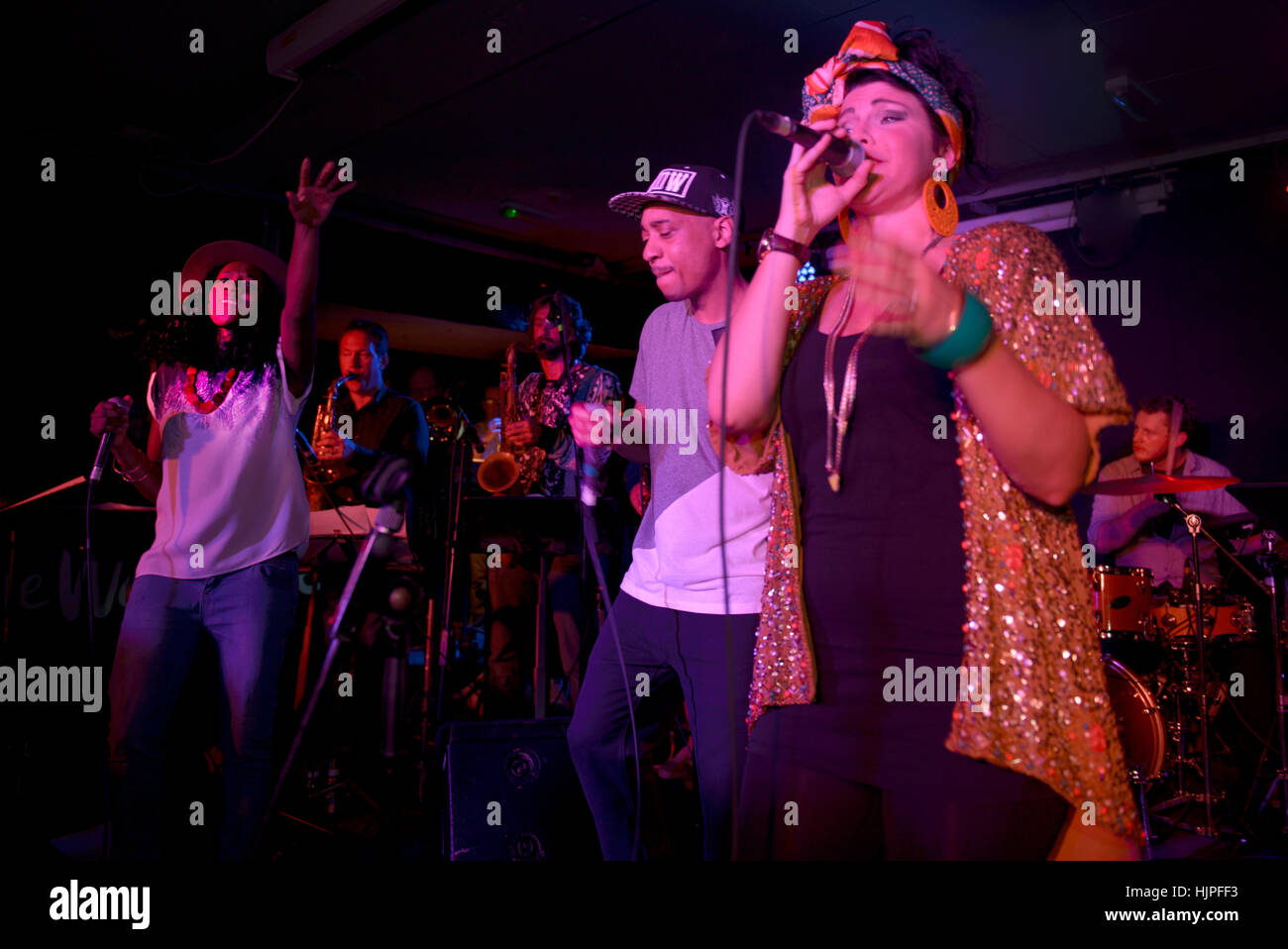 Abstract leeds hi-res stock photography and images - Alamy