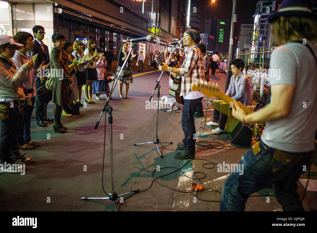 Artists concept tokyo hi-res stock photography and images - Alamy