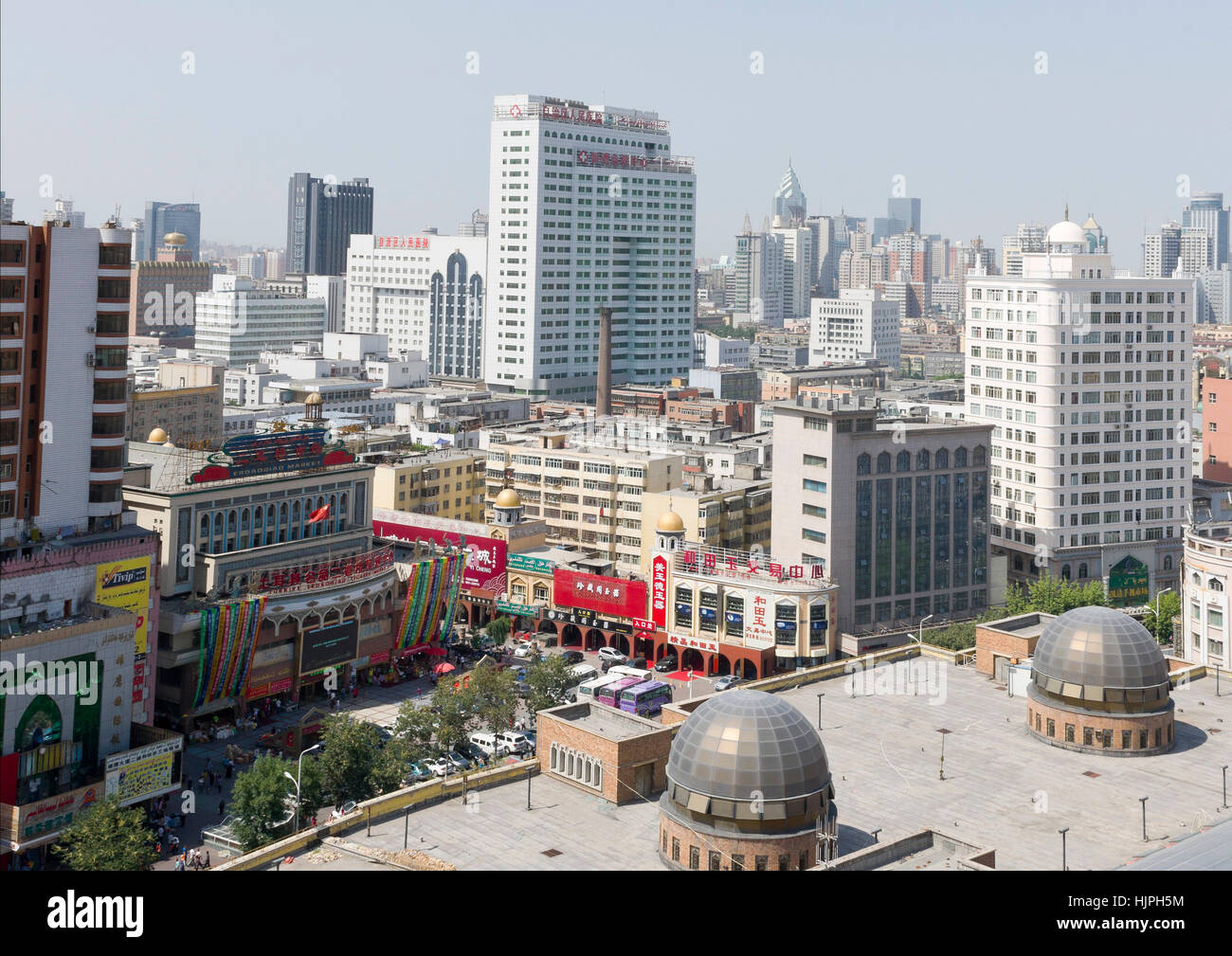 Uiguren hi-res stock photography and images - Alamy