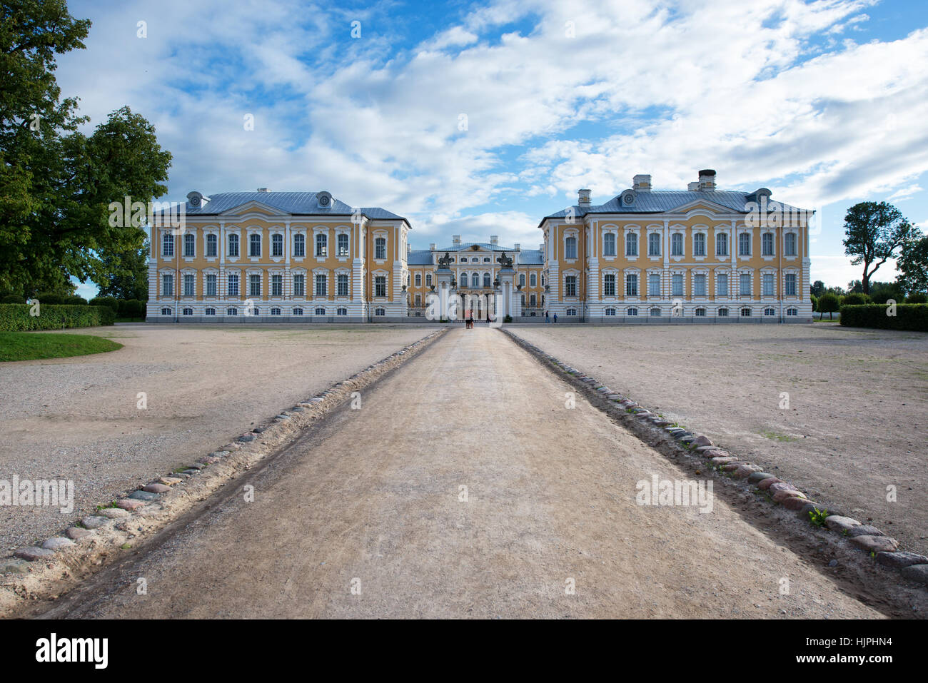 View of the catherine palace and gardens hi-res stock photography and ...