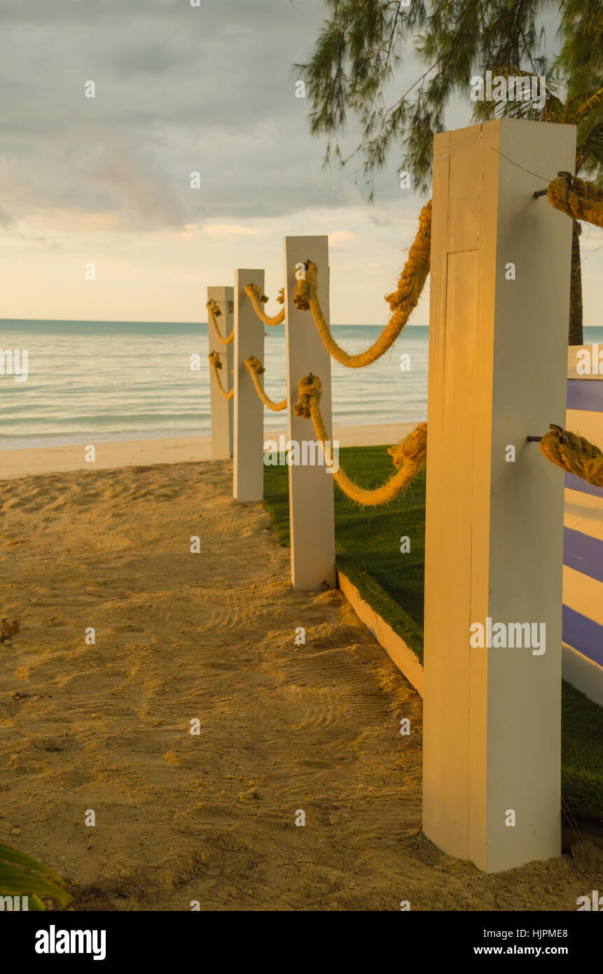 Rope wet sand hi-res stock photography and images - Alamy