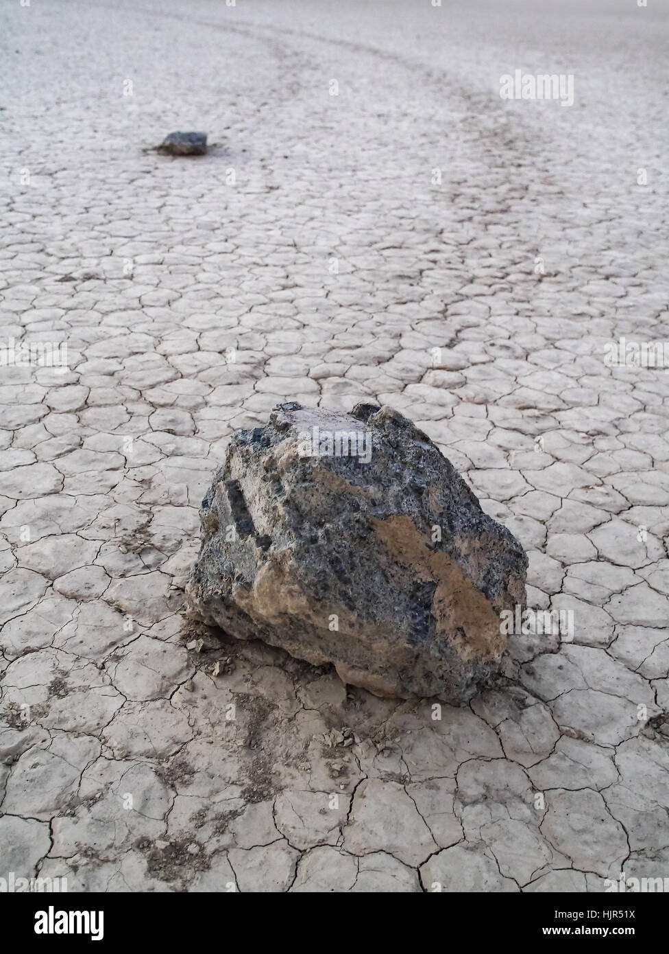 Rolling rocks racetrack death valley hi-res stock photography and ...