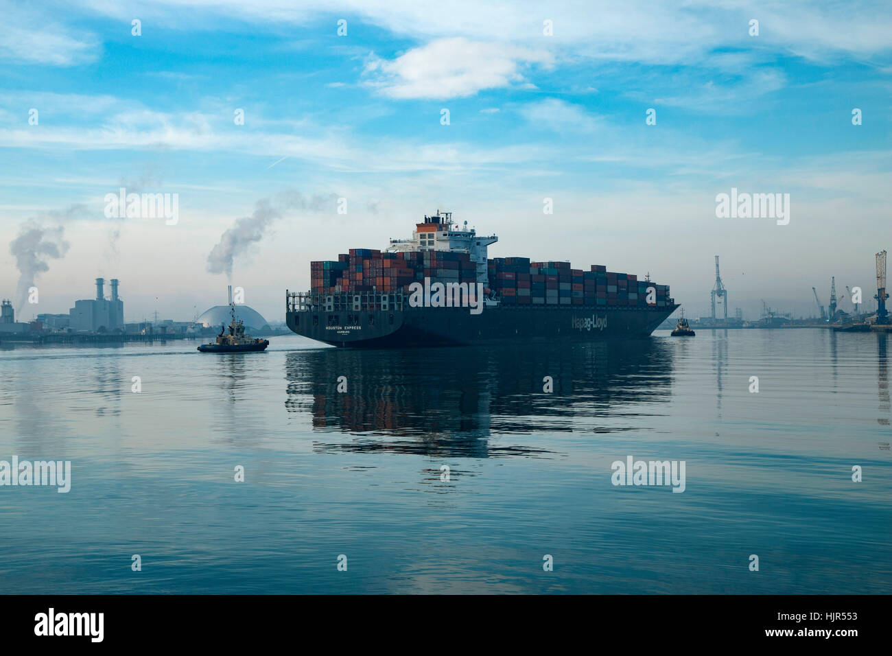 Hapag-Lloyd Container ship Houston Express arriving at Southampton from ...