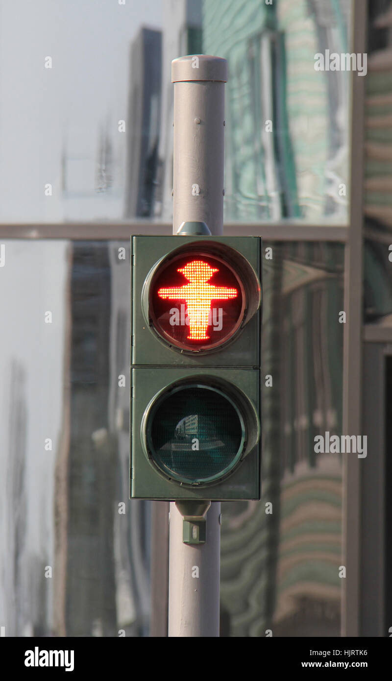 Traffic light hanging plant hi-res stock photography and images - Alamy
