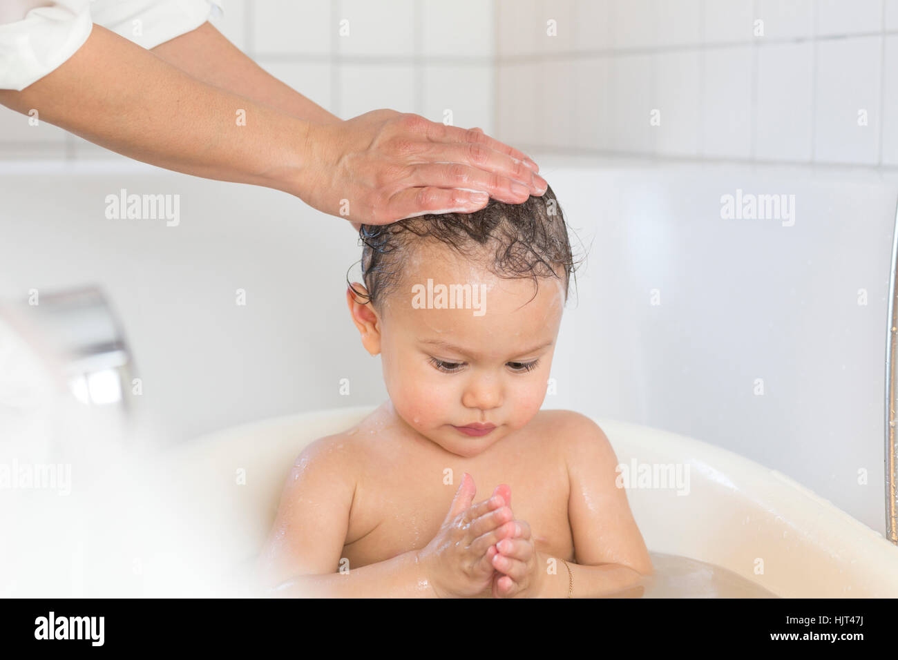 Bath tub race hi-res stock photography and images - Alamy