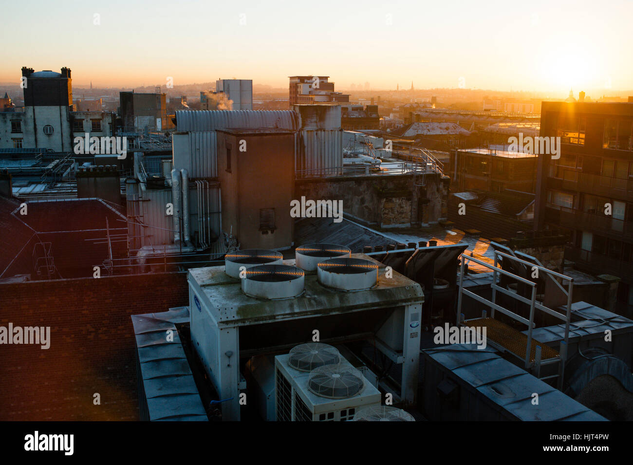 Glasgow central station roof hi-res stock photography and images - Alamy