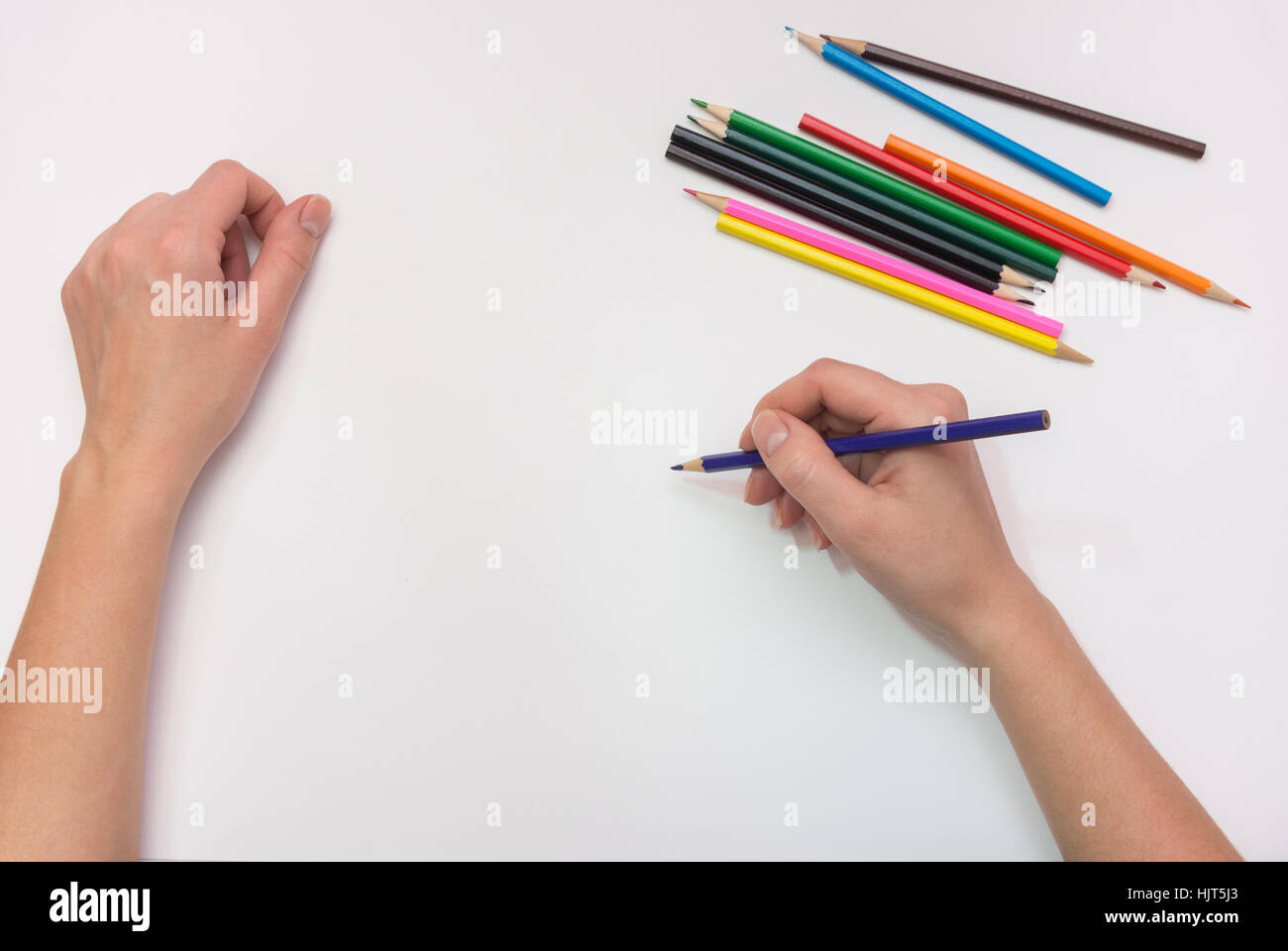 Hand colored paper hi-res stock photography and images - Alamy