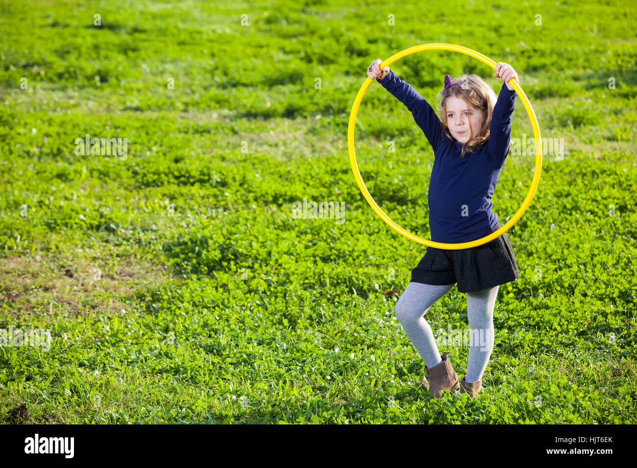 Girl doing exercise hi-res stock photography and images - Alamy