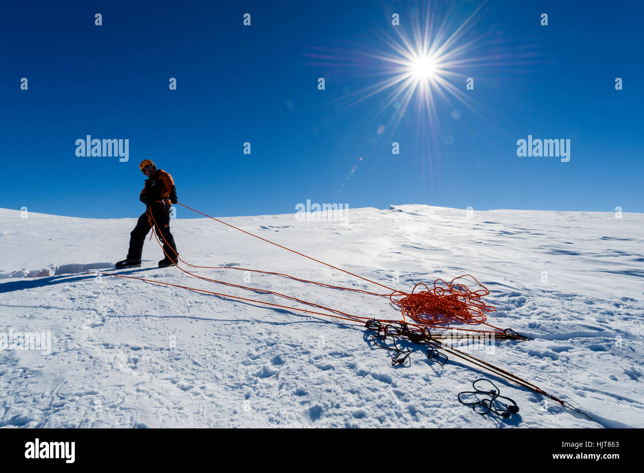 Guide ropes hi-res stock photography and images - Alamy