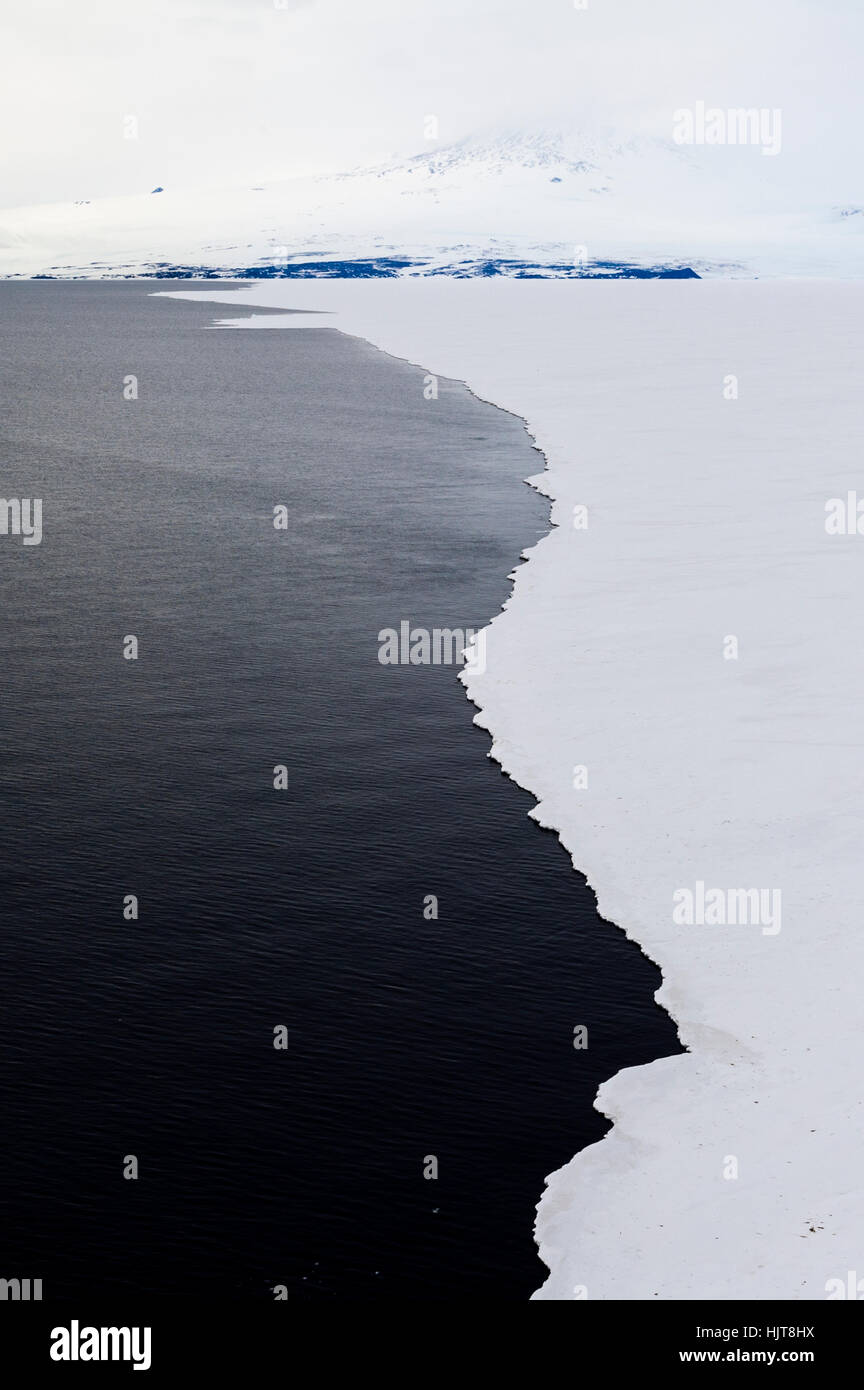 The sea ice edge and open ocean in Antarctica Stock Photo - Alamy