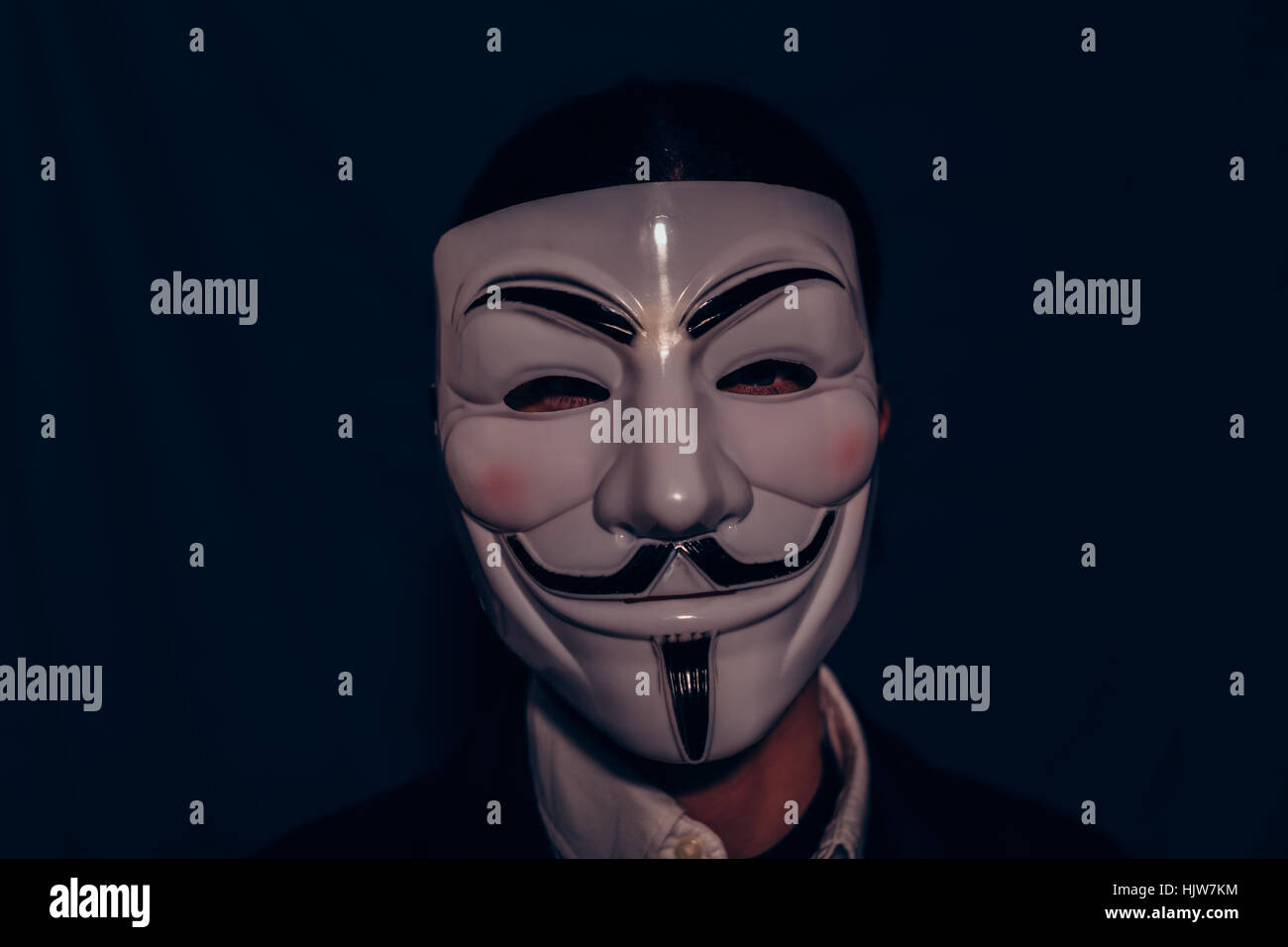 V for Vendetta Mask Guy Fawkes Anonymous fancy Cosplay Stock Photo - Alamy