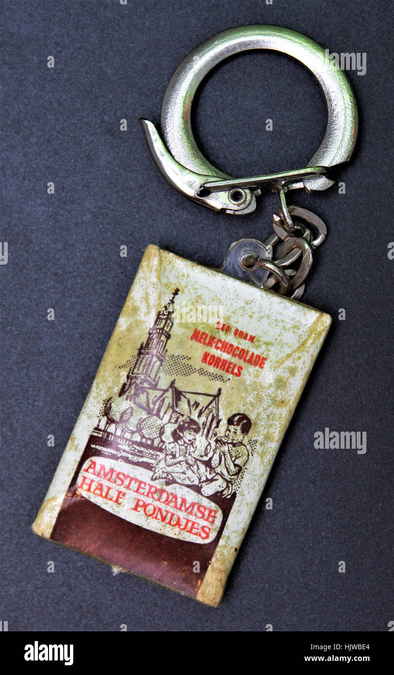 Amsterdamse Half Pondjes keychain, a collectible item representing the ...