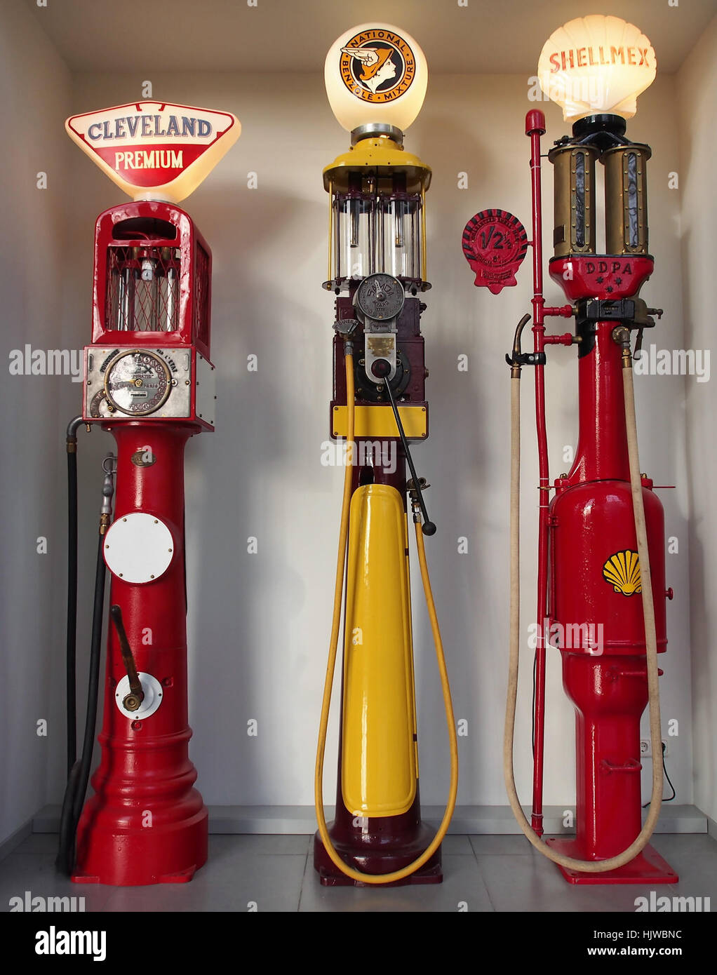 National benzole hi-res stock photography and images - Alamy