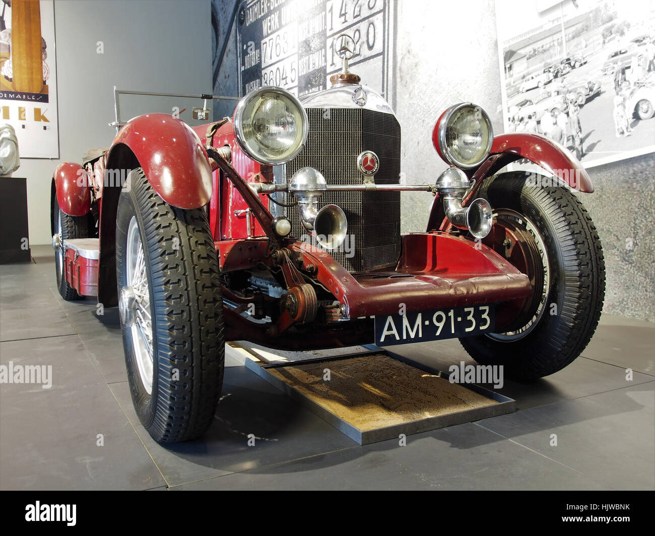 1929 Mercedes-Benz SSK, a high-performance vehicle used for transport ...