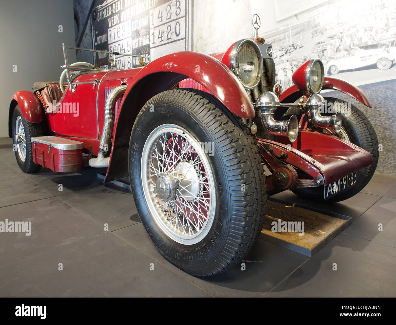 The 1929 Mercedes-Benz SSK is a legendary classic car, renowned for its ...