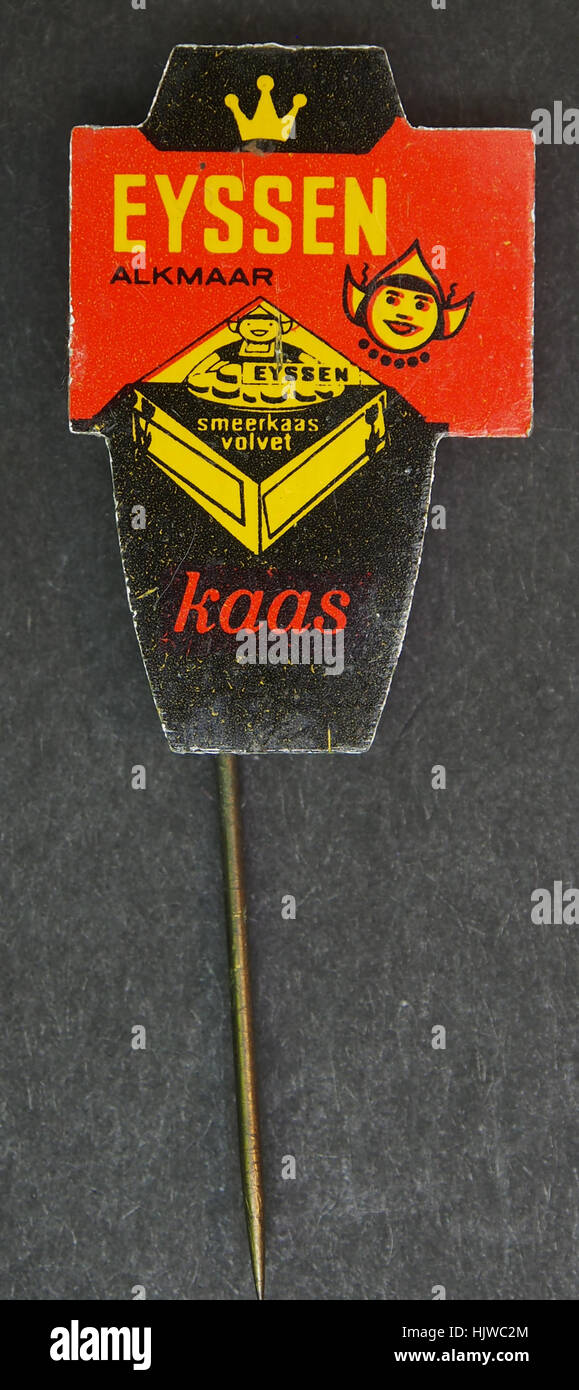 The Eyssen kaas smeerkaas volvet speldje is a vintage advertising pin ...