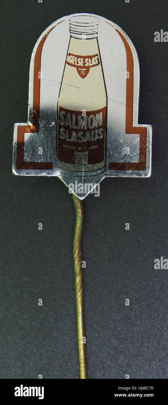 The Salmon slasaus speldje is an advertising pin used to promote Salmon ...