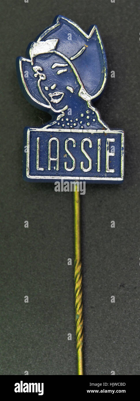 Dutch traditional costume hi-res stock photography and images - Alamy