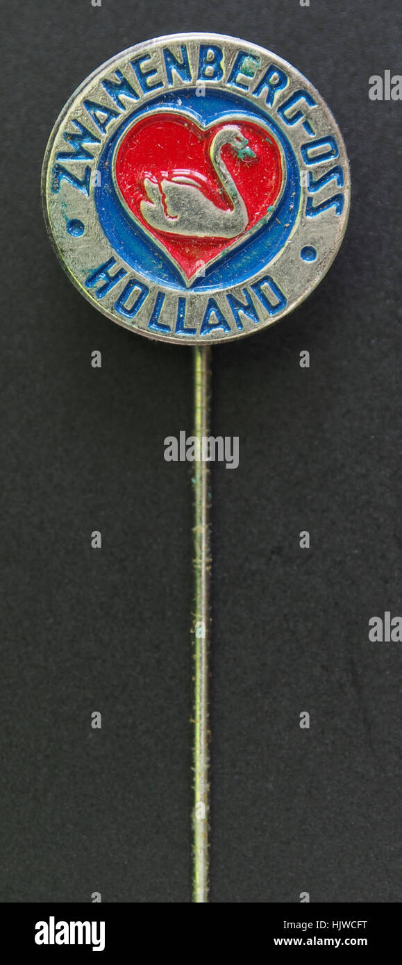 The Zwanenberg-Oss Holland speldje is an advertising pin associated ...