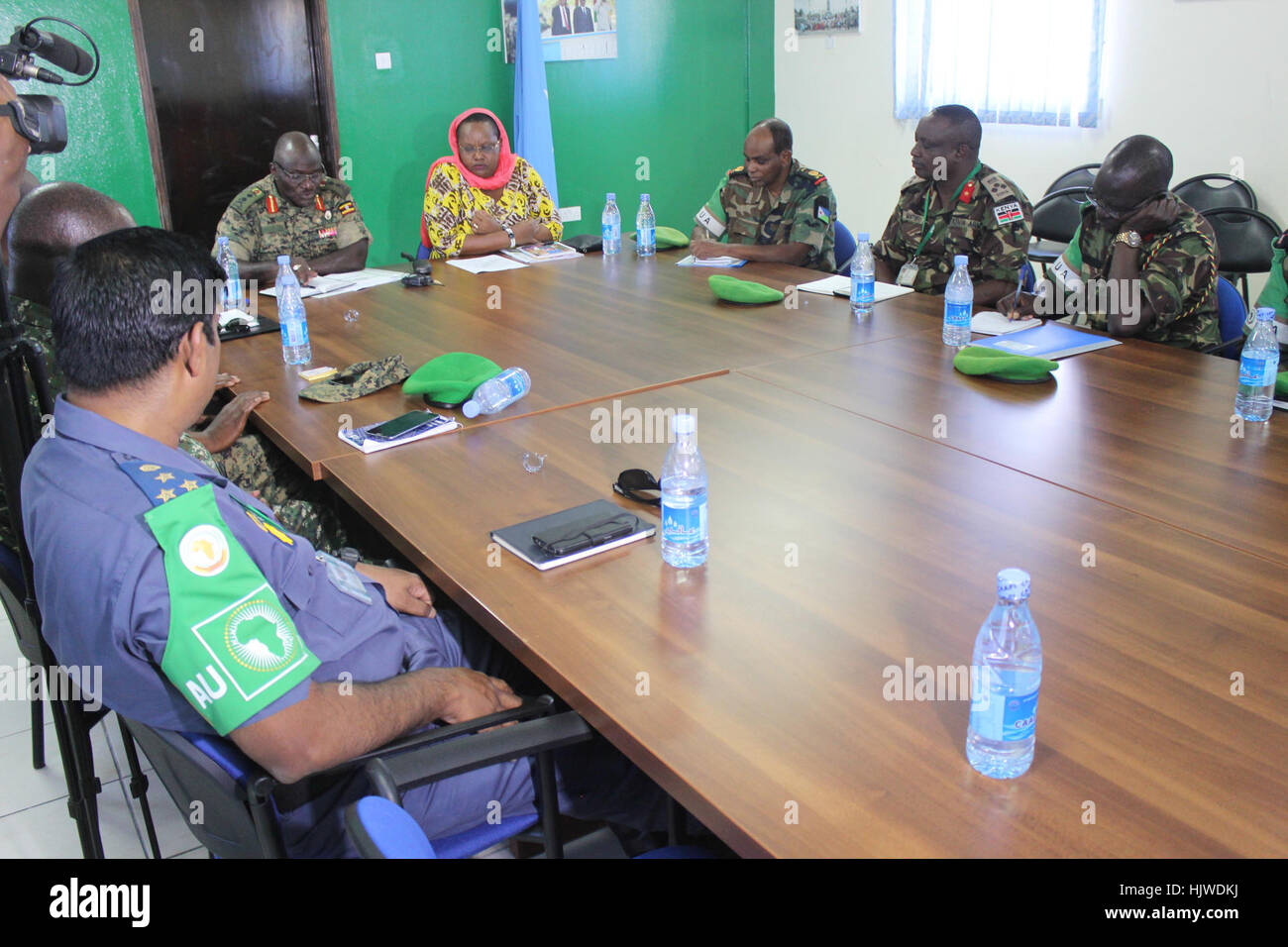 General Katumba Wamala, Chief of Defence Forces of Uganda, meets senior ...