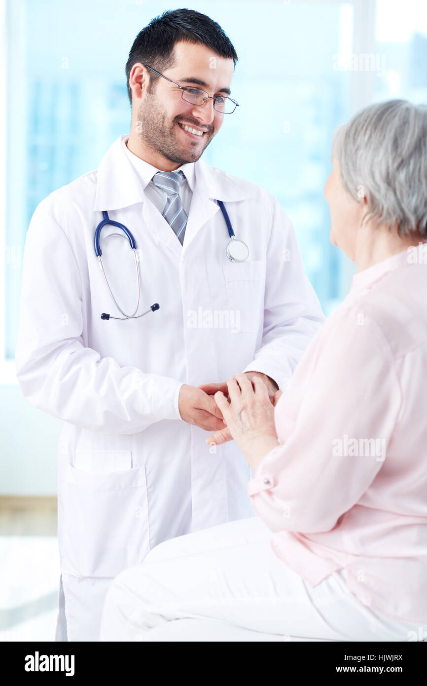 doctor, physician, medic, medical practicioner, woman, talk, speaking ...