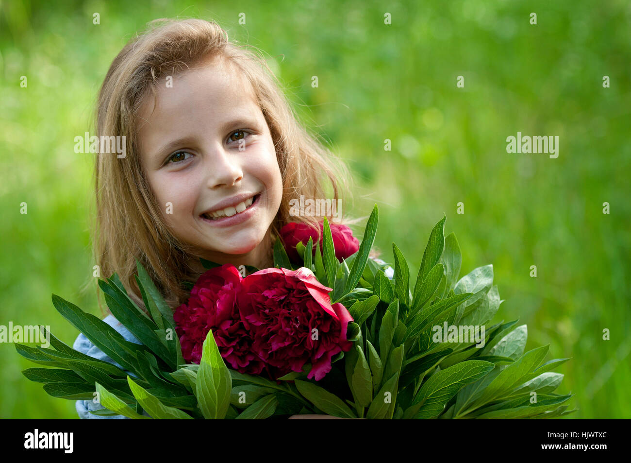 peony, girl, girls, laugh, laughs, laughing, twit, giggle, smile ...