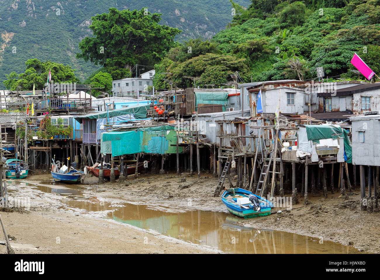house, building, wood, fishing, community, village, market town, river ...