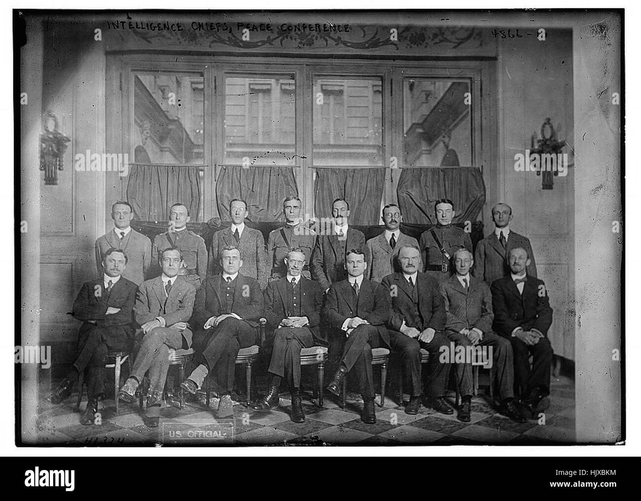 Military intelligence officers hi-res stock photography and images - Alamy