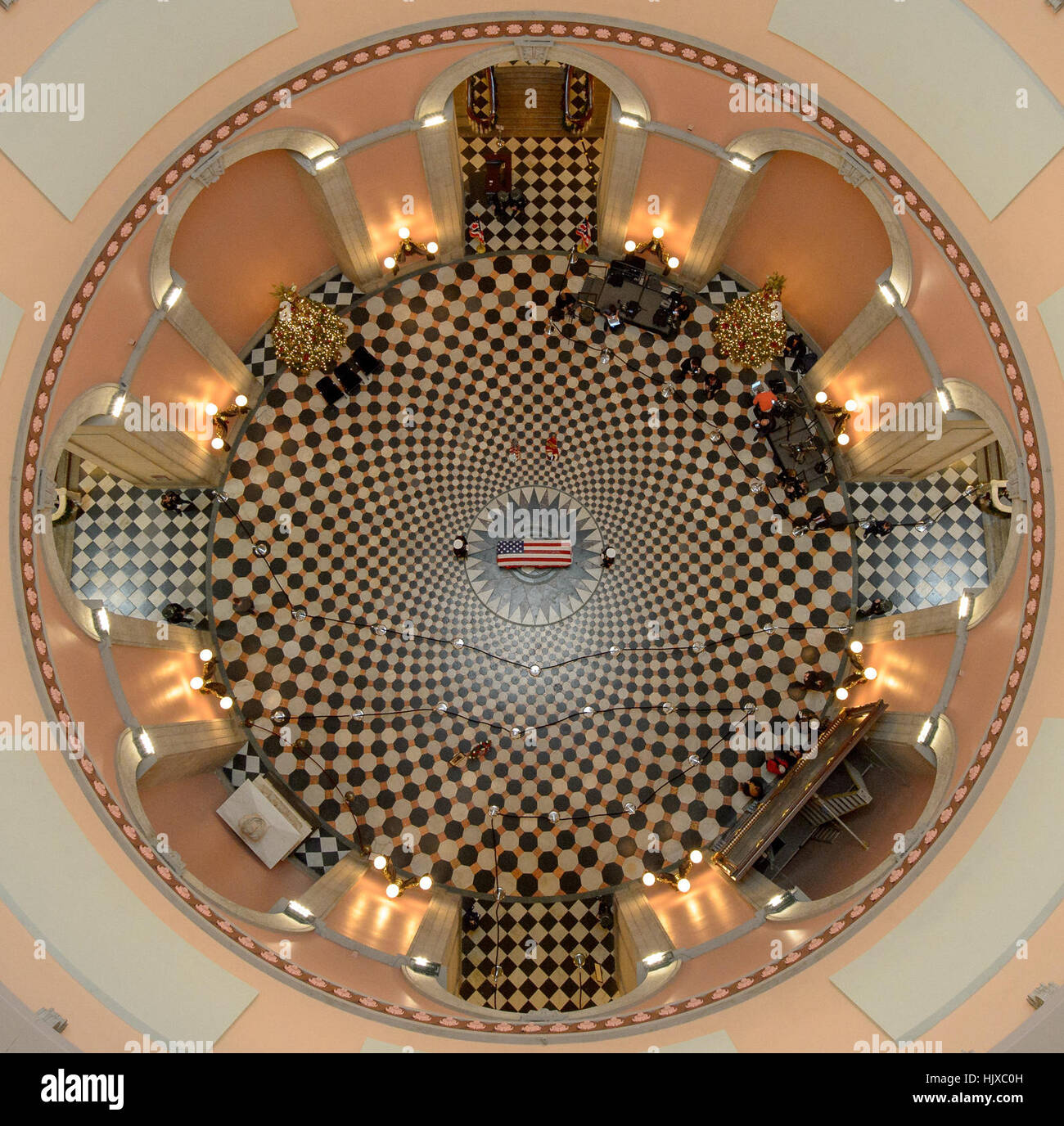 Former astronaut and Senator John Glenn lay in repose in the Ohio ...