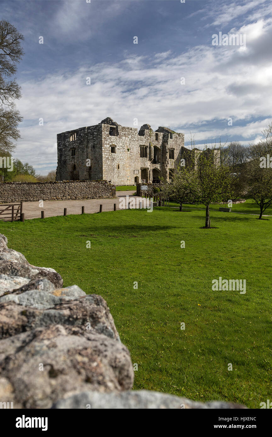 Hunting towers hi-res stock photography and images - Alamy