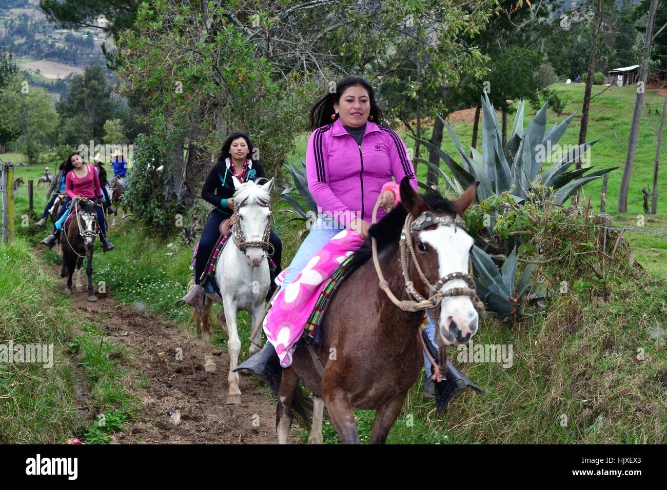 Race - Fiestas de San Francisco de Asis in PULUN " Las Huaringas ...